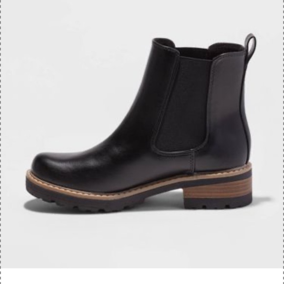 Universal Thread | Shoes | Womens Celina Water Repellant Chelsea Boots ...